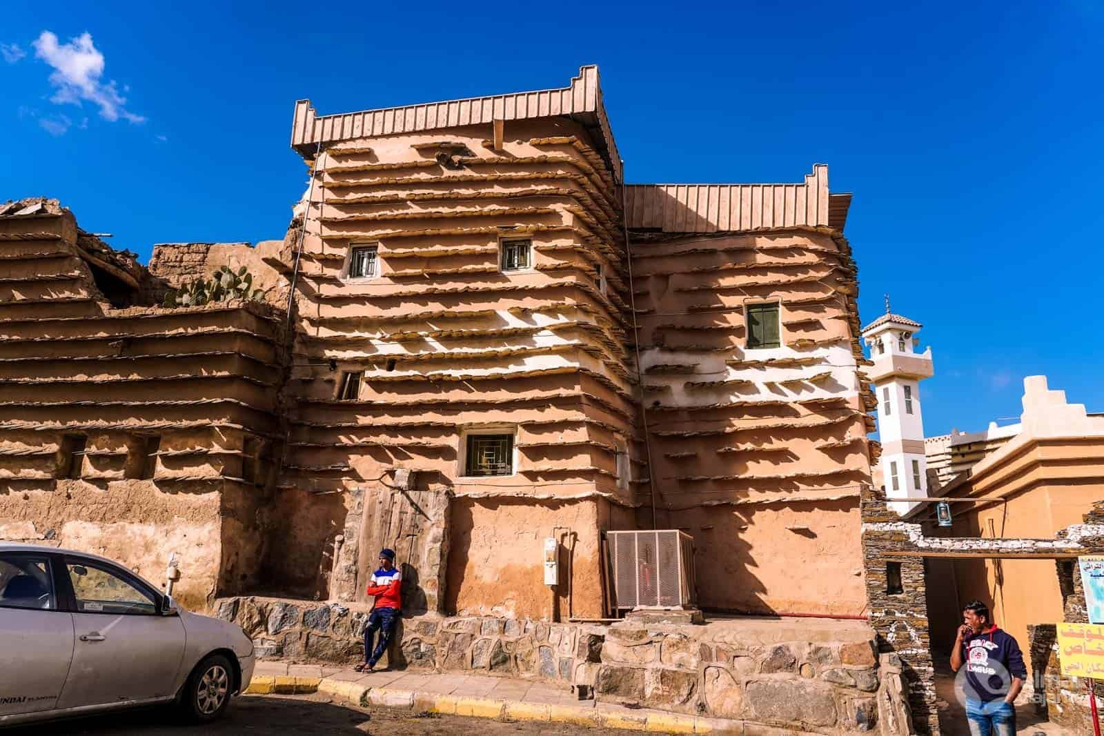 Abha, Arabia Saudita: Guía Para Mochileros | Qué Ver Y Hacer